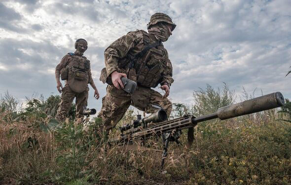 Desperate Vladimir Putin sends injured Russian soldiers into 'meat wave ... Desperate Vladimir Putin sends injured Russian soldiers into 'meat wave ...