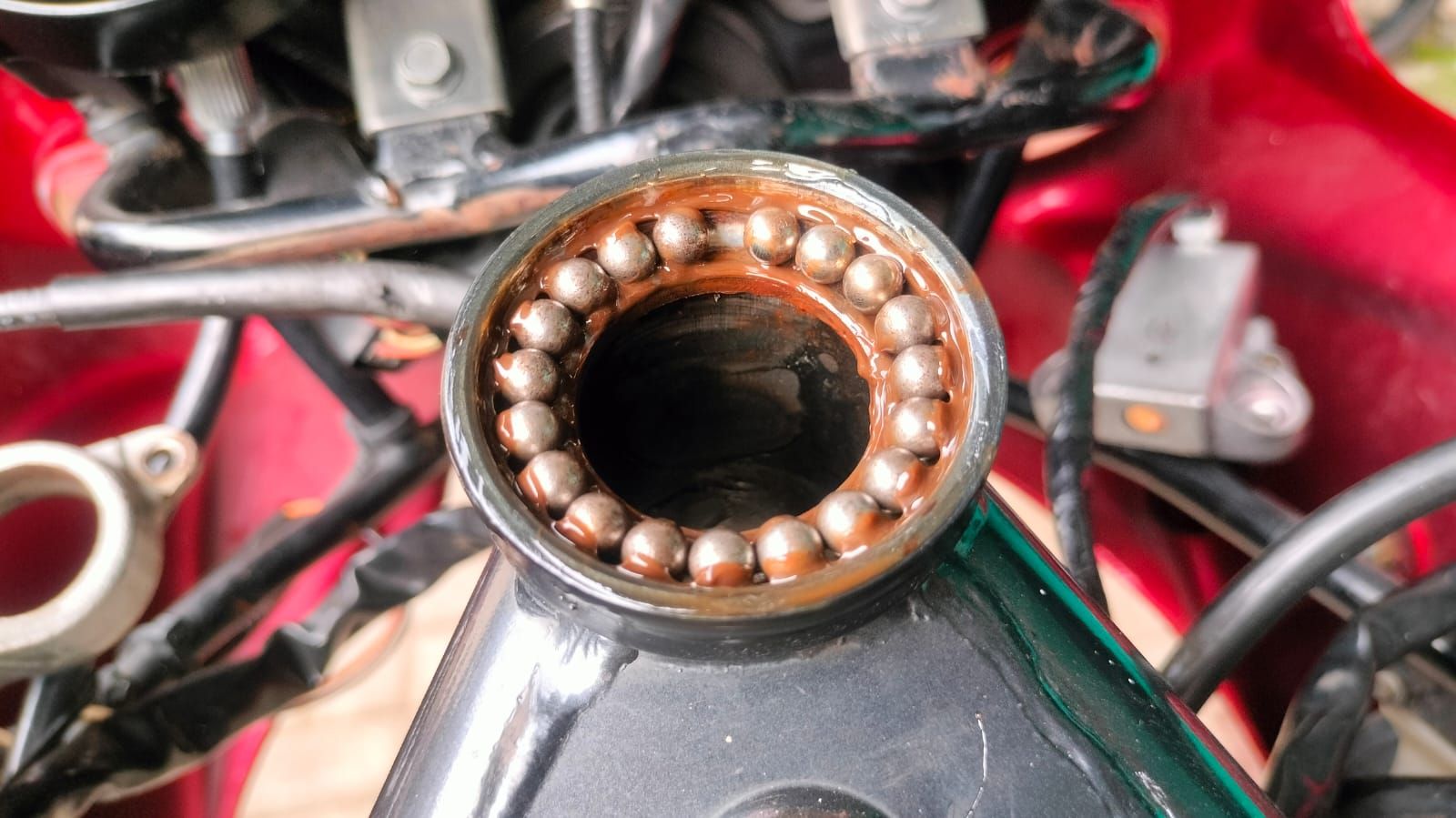 Ini Sebabnya Komstir Motor Bekas Yang Rusak Jangan Dipakai Terus