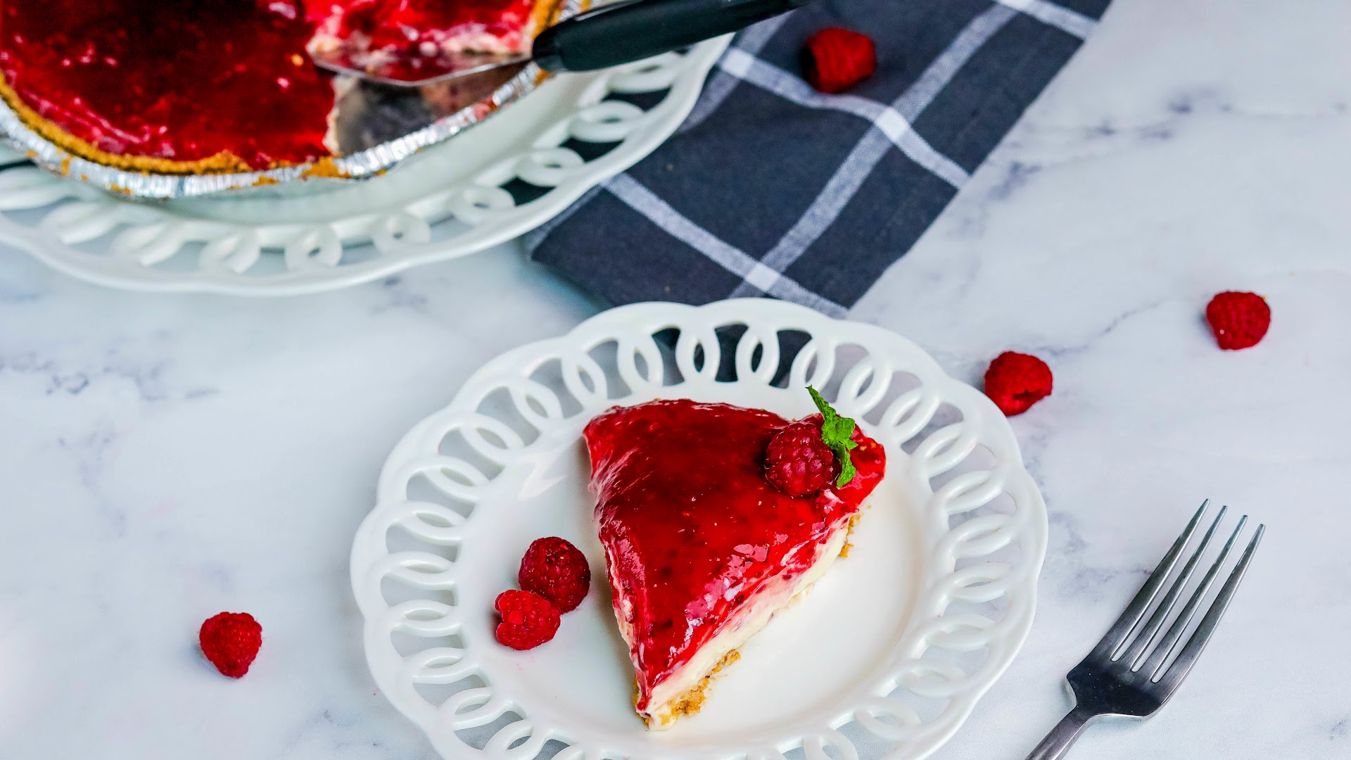 We Love A Delicious No-bake Dessert In The Summertime - Raspberry Cream ...