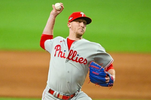 Jeff Hoffman Inks Three-Year Deal With Toronto