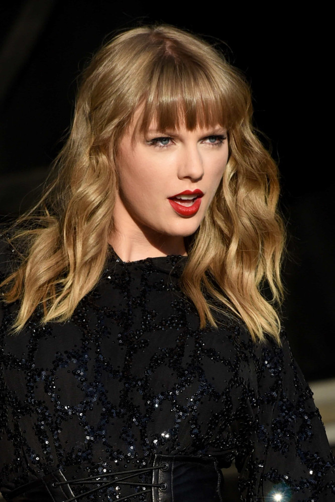 Celebrities who are clean freaks