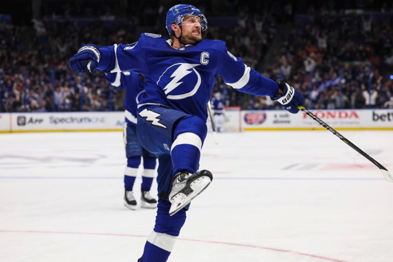 Predators Spending 108 5 Million On Steven Stamkos Jonathan