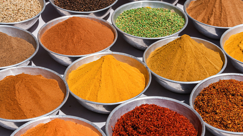 10 Expert Tips For Adding Spices To Your At-Home Indian Dishes