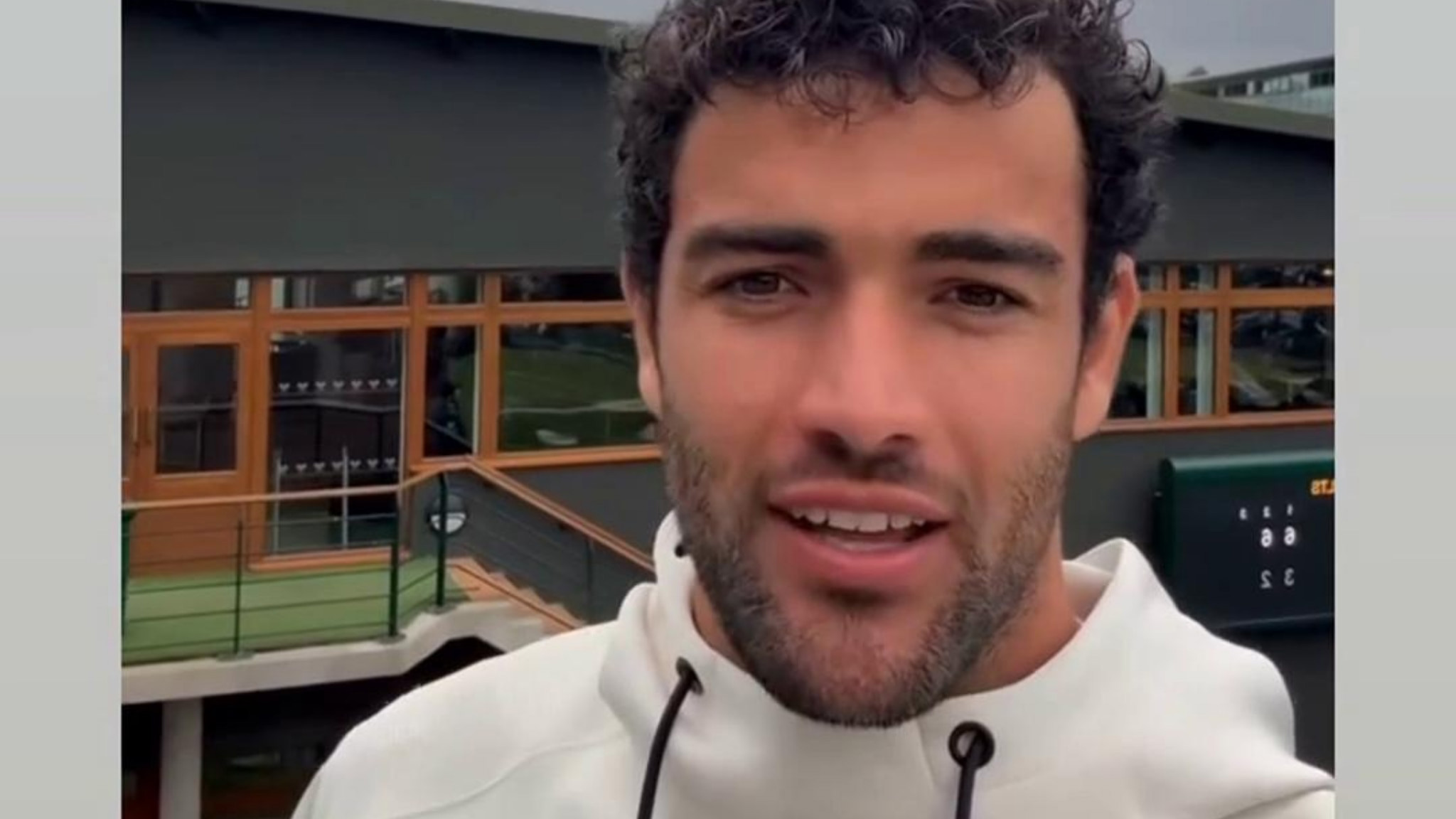 Il punto vincente di Berrettini contro Fucsovics, e adesso il derby ... Il punto vincente di Berrettini contro Fucsovics, e adesso il derby ...