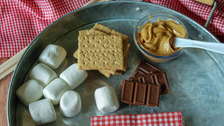 What makes ooey gooey s'mores better? Peanut butter s'mores