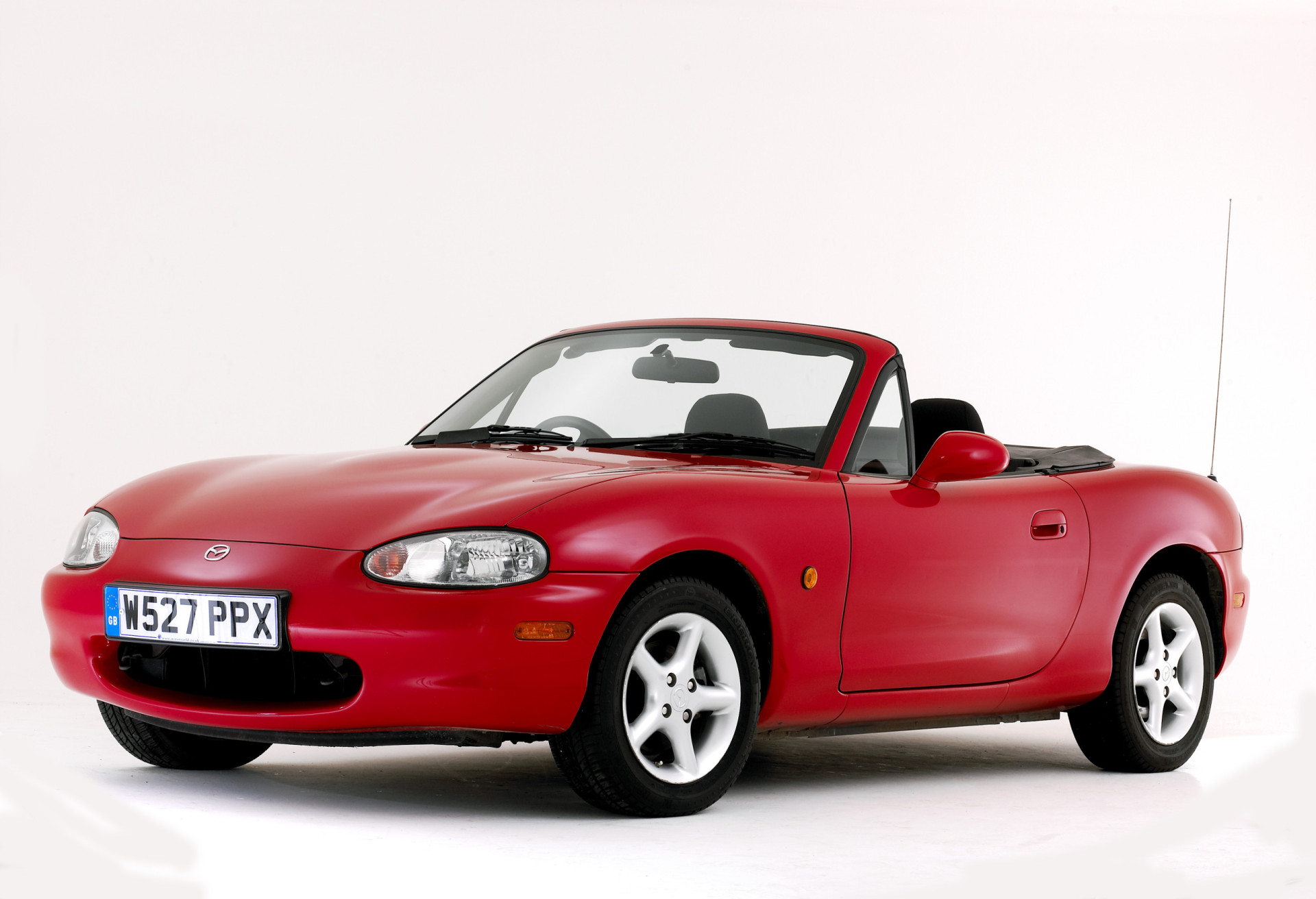 Classic convertibles: iconic drop-top vehicles