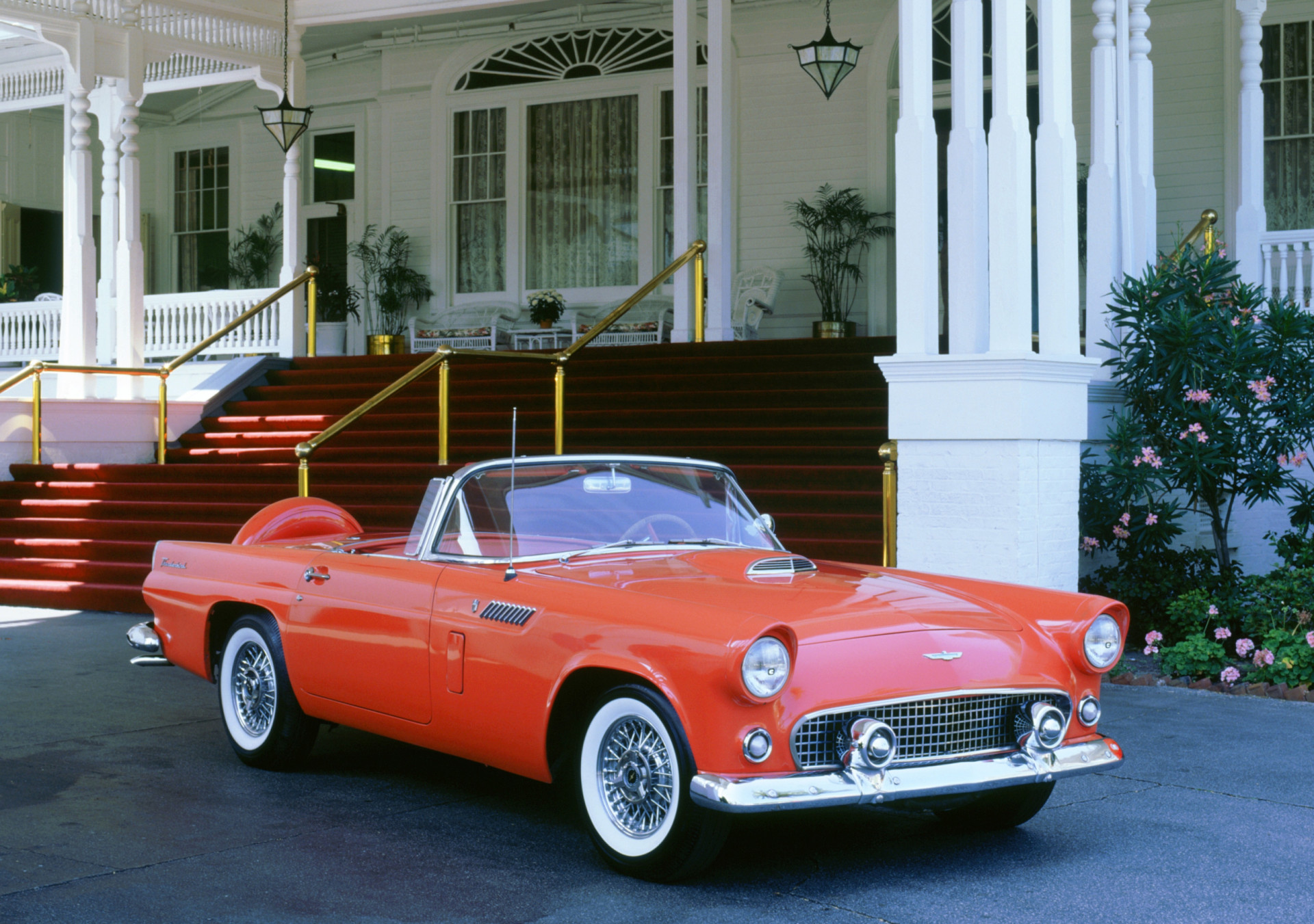 Classic convertibles: iconic drop-top vehicles