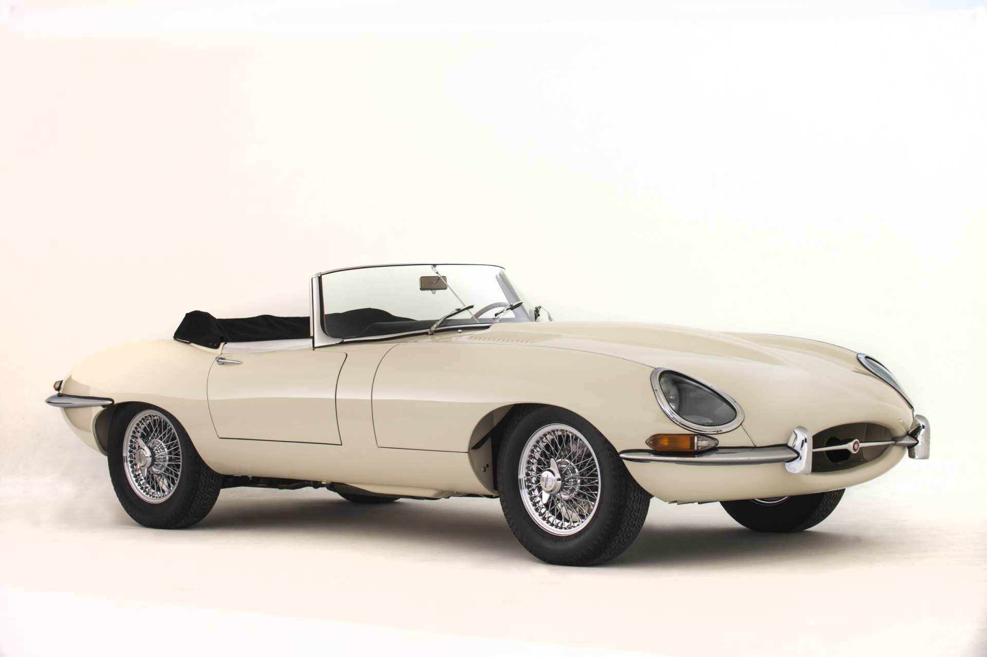 Classic convertibles: iconic drop-top vehicles