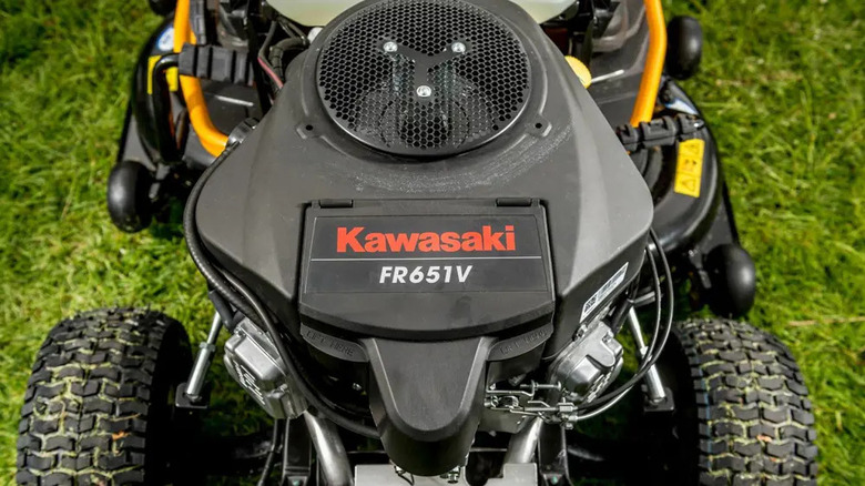 5 Tips To Extend The Life Of Your Kawasaki Lawn Mower Engine