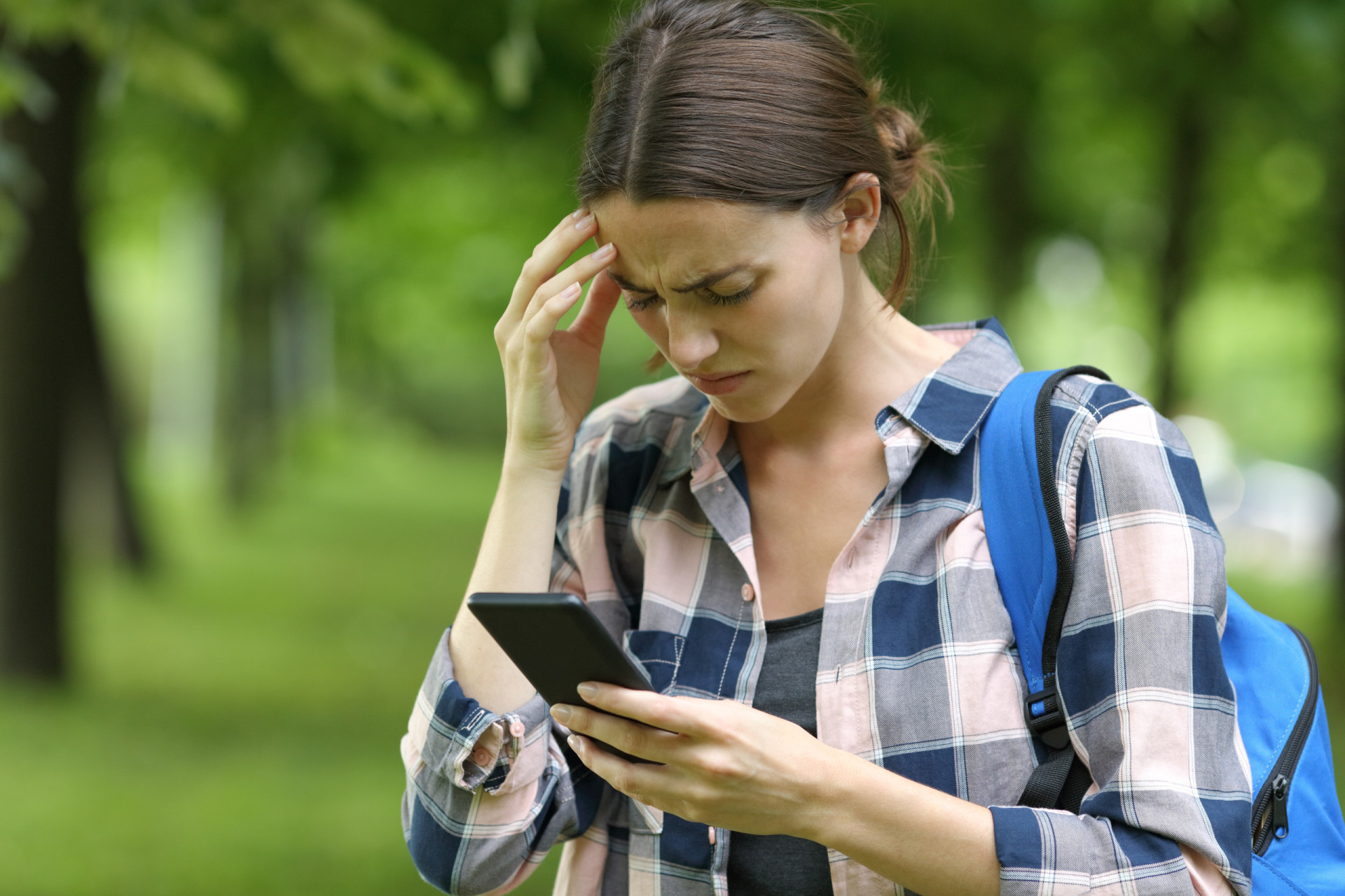 How social media scrolling can make you sick