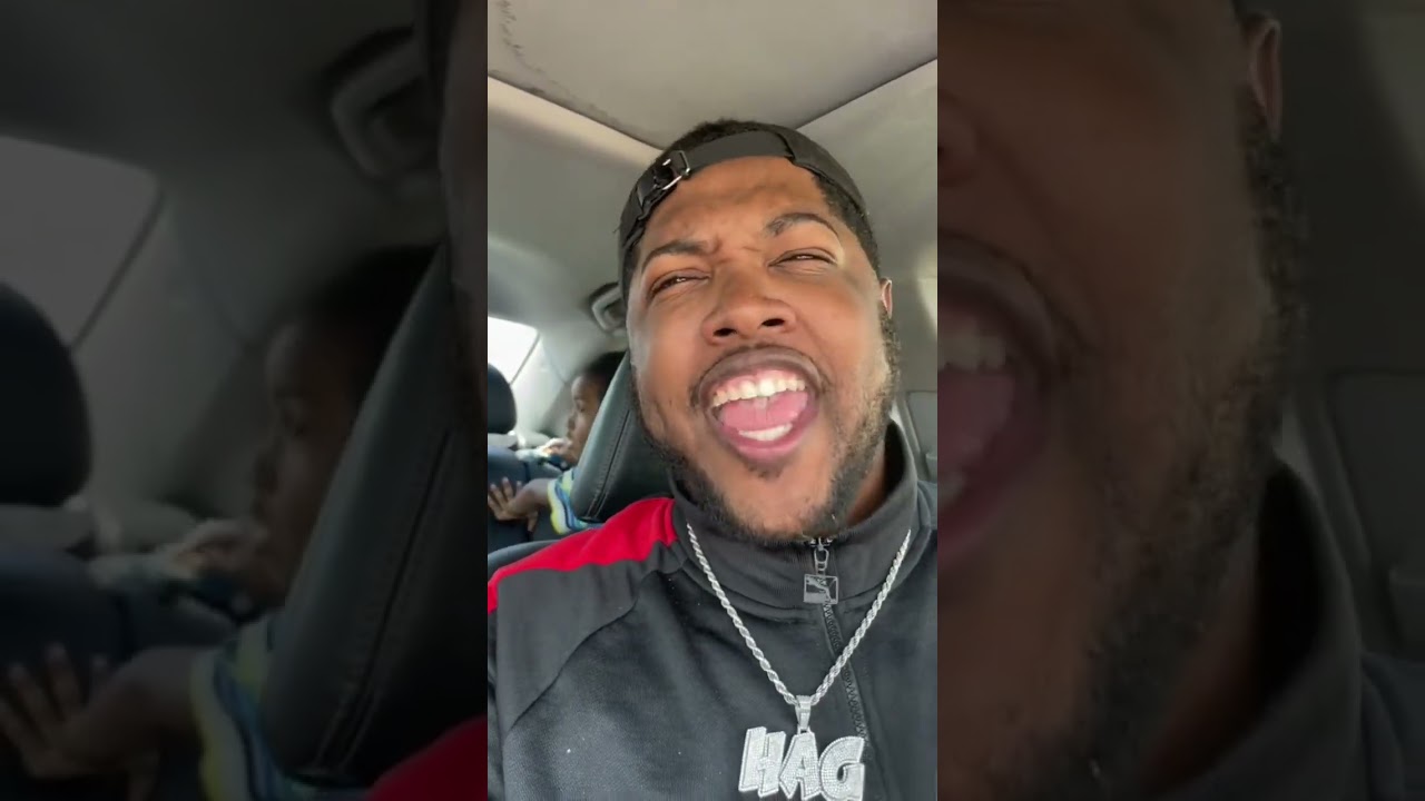 Siblings perfectly capture daily family chaos