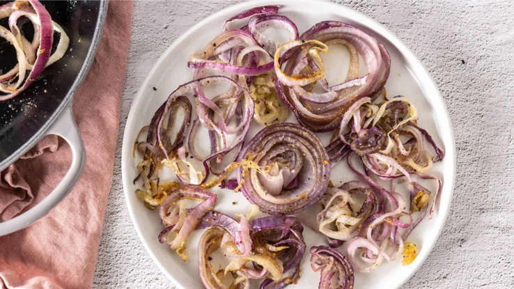 20 Onion Recipes That Prove You Don’t Need Fancy Ingredients 20 Onion Recipes That Prove You Don’t Need Fancy Ingredients