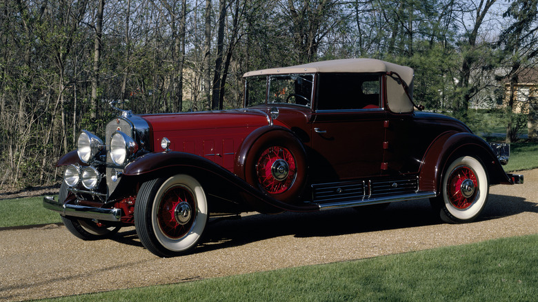 What Cars Have A V16 Engine Under The Hood & Why Are They Not Used More ...