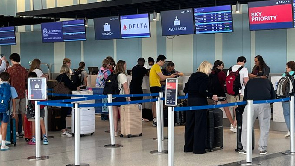 Winter storm disrupts travel, delays flights at Charleston ... Winter storm disrupts travel, delays flights at Charleston ...
