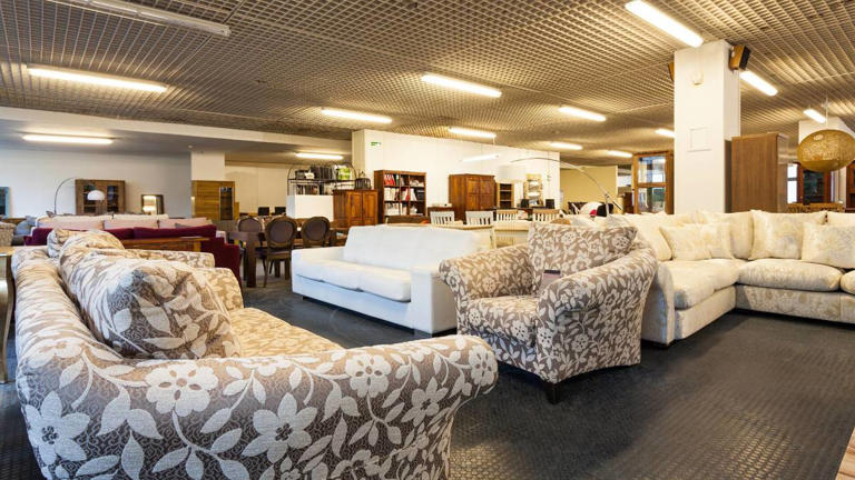 132-year-old bankrupt Kroehler Furniture shuts production facility