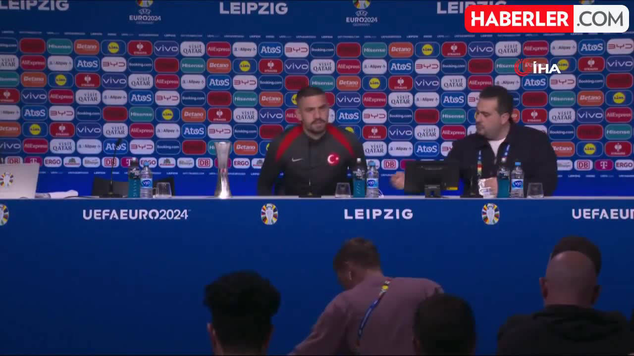 Avusturya'da bozkurt işareti yapmak neden yasak? Merih Demiral neden ... Avusturya'da bozkurt işareti yapmak neden yasak? Merih Demiral neden ...