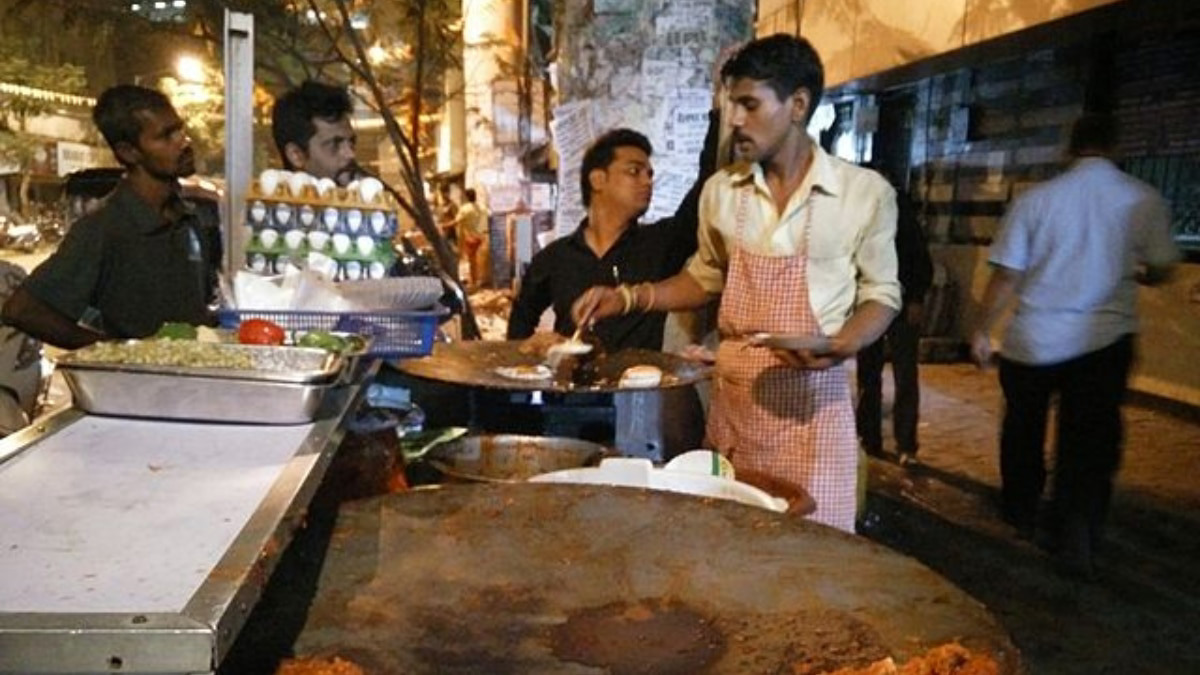 'Illegal Hawkers Have Taken Over Mumbai Streets, No Space To Walk': HC ... 'Illegal Hawkers Have Taken Over Mumbai Streets, No Space To Walk': HC ...