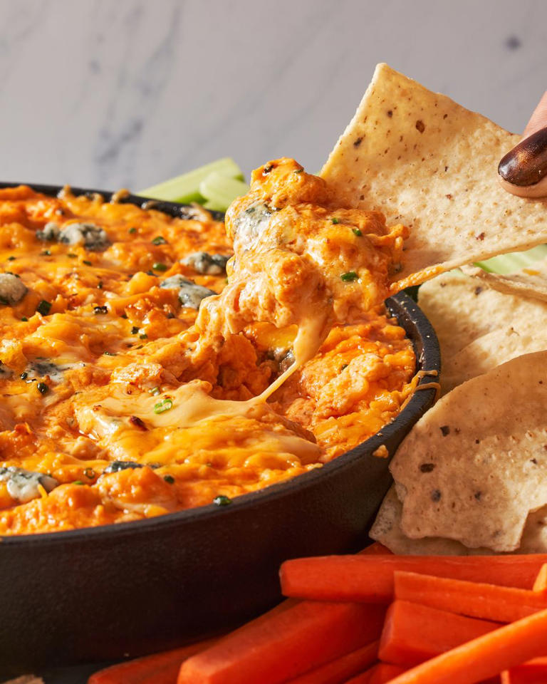 I don't get football, but I do get buffalo chicken–these are the Super ...