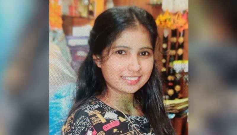 Bengaluru: Gold’s gym receptionist allegedly commits suicide at ... Bengaluru: Gold’s gym receptionist allegedly commits suicide at ...