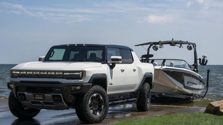 1,000-Horsepower Cars: 15 Insane Cars That Make At Least 1,000 HP