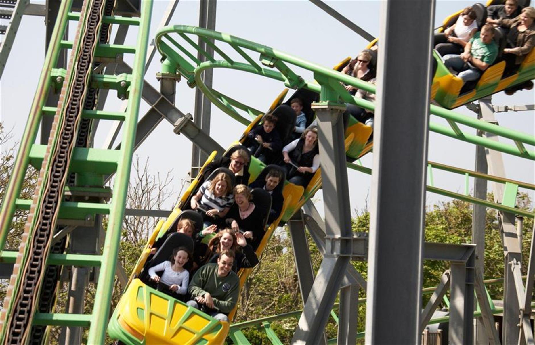 Iconic tourist attractions around the world that no longer exist