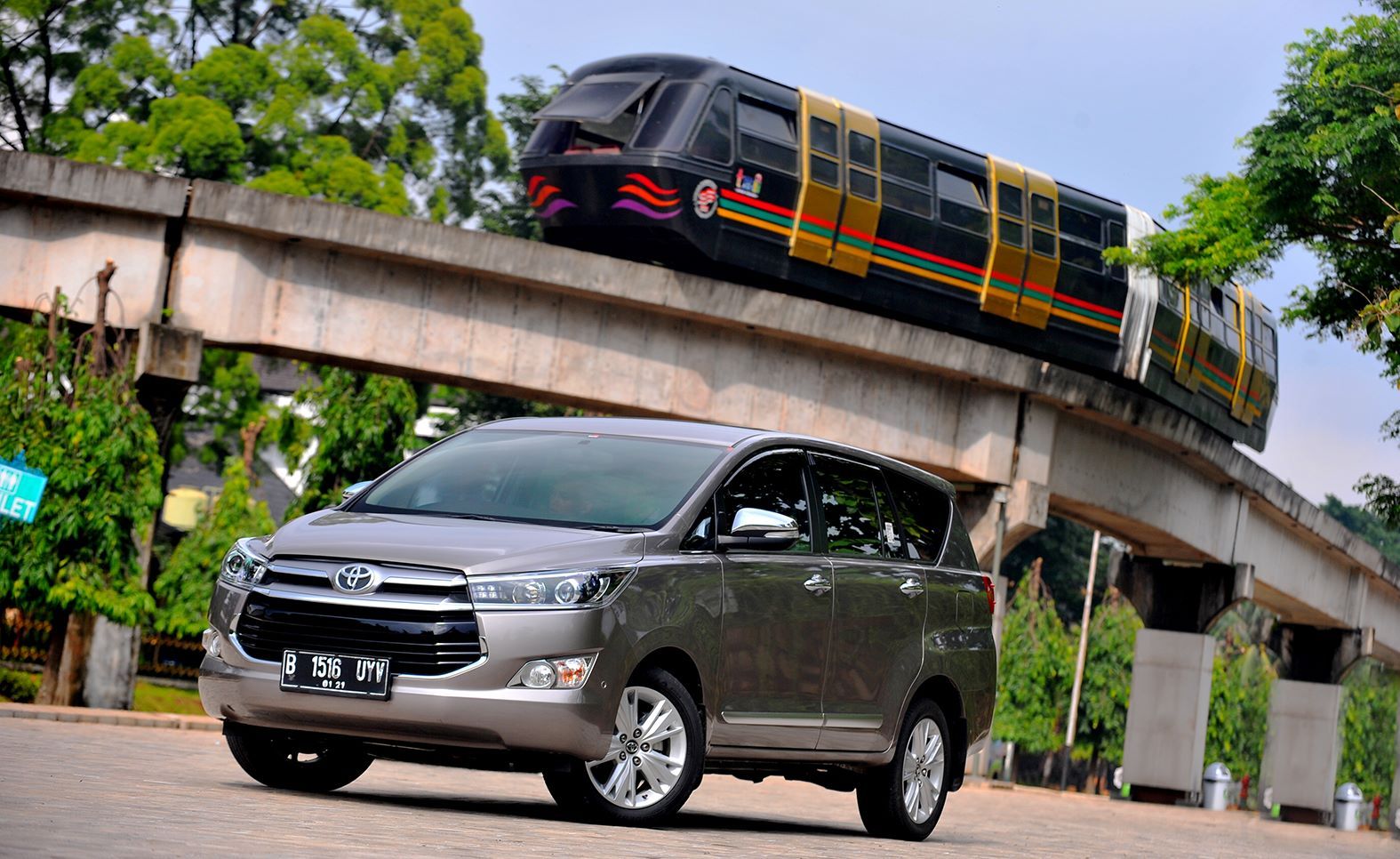 Harga Toyota Kijang Innova Reborn Per Maret 2025, Ini Tipe Terlarisnya