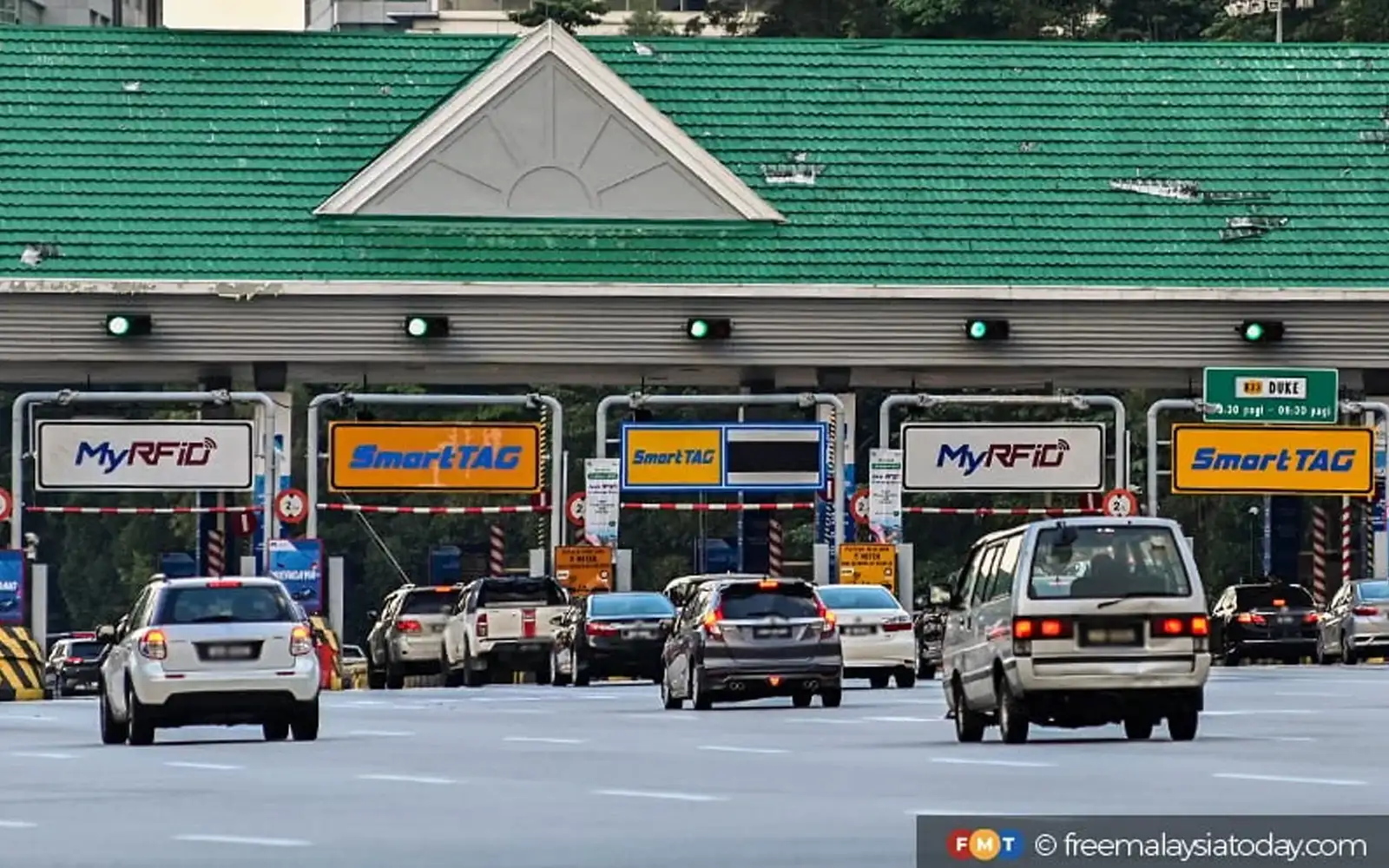 Govt to roll out targeted toll subsidies for future festive seasons