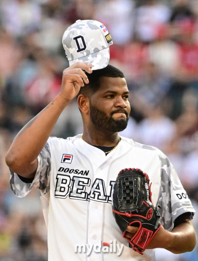 [단독] 'KBO 46승' 알칸타라, 키움과 계약 마무리 단계→韓 복귀 임박…카디네스-푸이그 중 1명 결별 유력