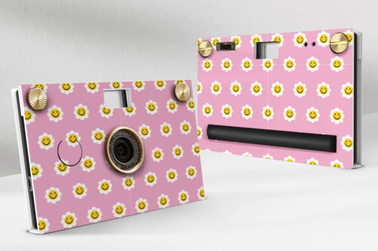 29 Things Small Enough To Fit In Your Purse That Youll Definitely Want