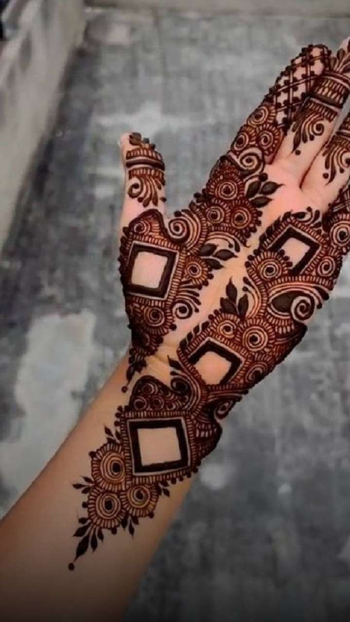Pakistani Floral Mehndi Designs For Indian Wedding