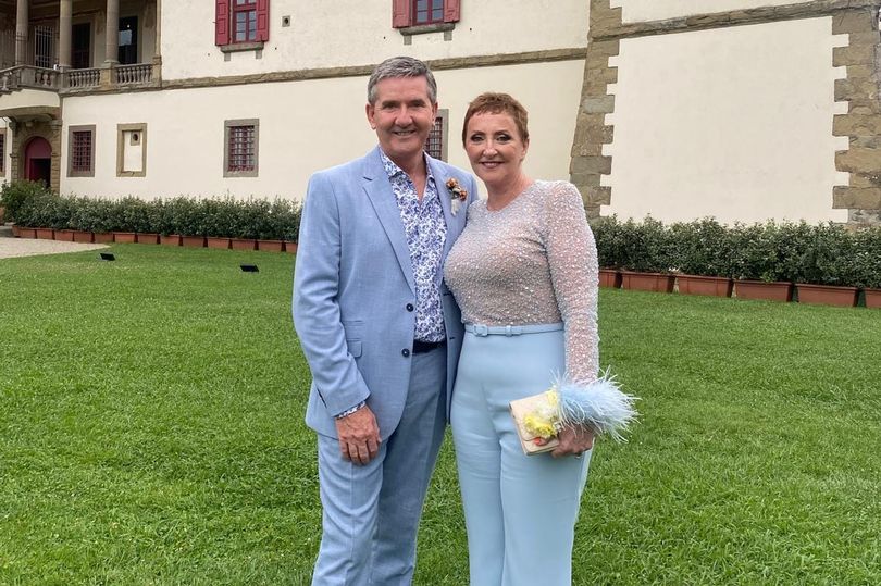 Inside Daniel O'Donnell's life - Marriage to Majella, bond with sister ...