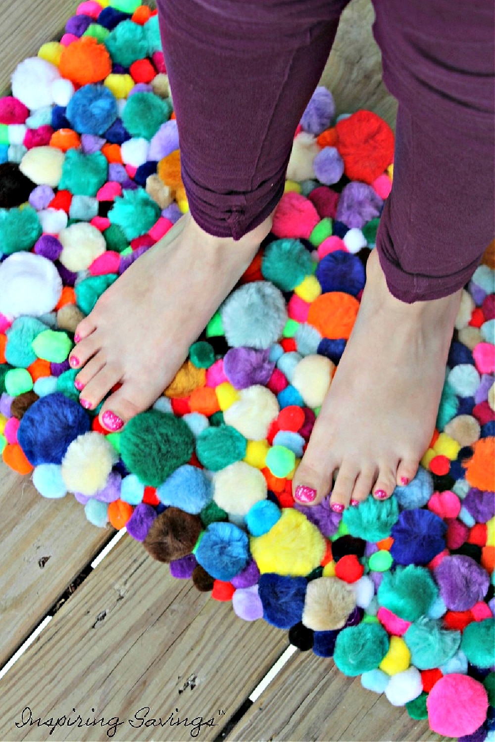 Make a DIY Pom Pom Rug in No Time