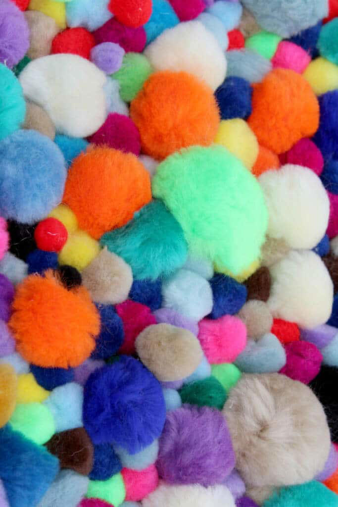 Make a DIY Pom Pom Rug in No Time