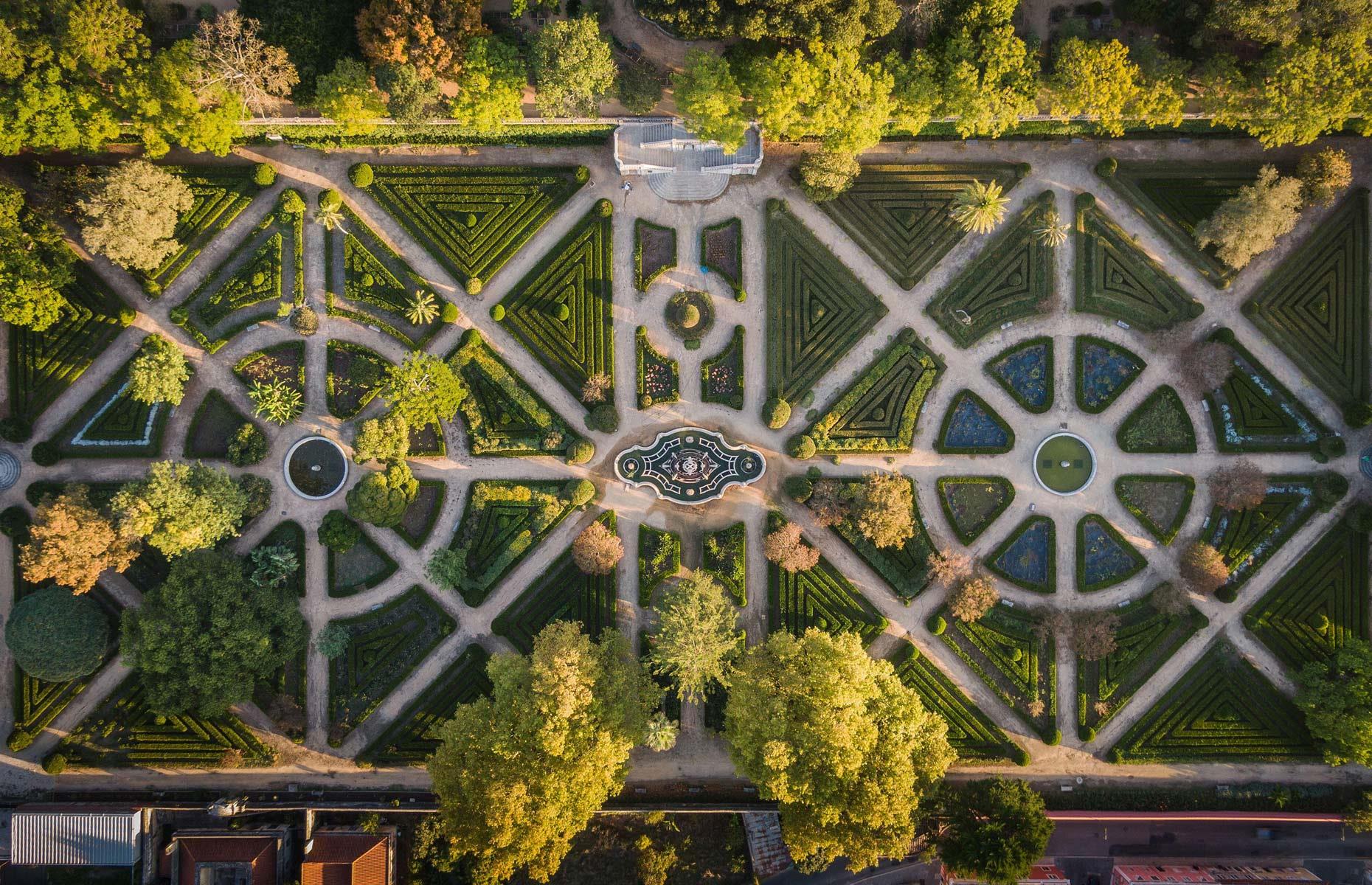 60 beautiful bird's-eye images of the world
