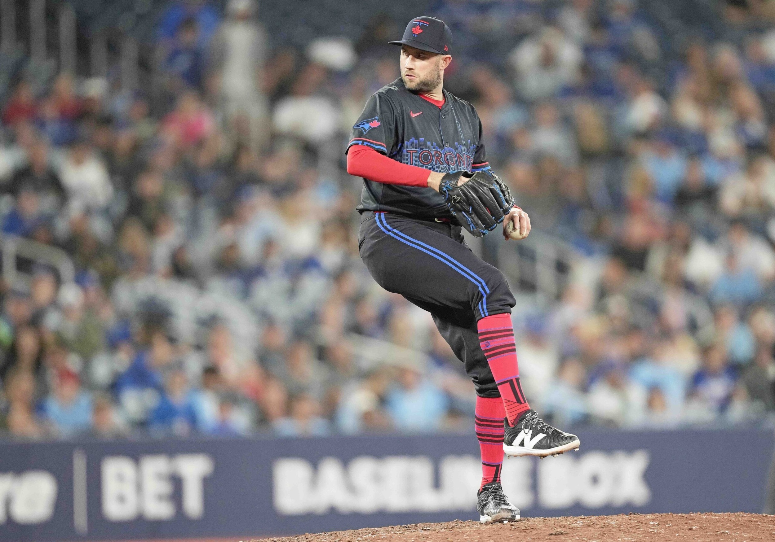 Former Blue Jay Tim Mayza signs major-league deal with Pirates