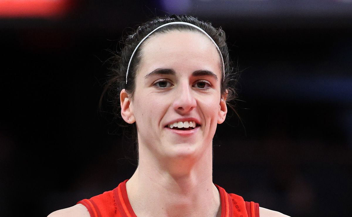 Caitlin Clark breaks incredible WNBA record and that feat might not ... Caitlin Clark breaks incredible WNBA record and that feat might not ...
