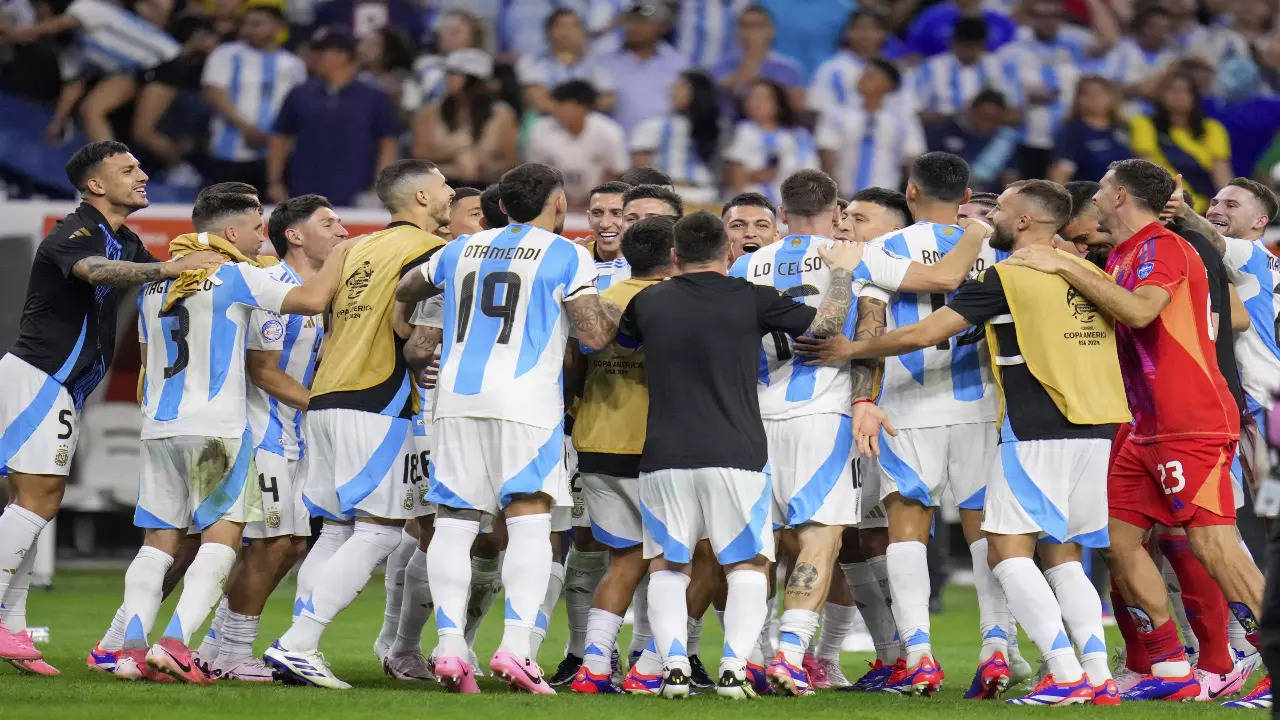 Erik ten Hag Blocked Manchester United Move For Argentina's Copa ... Erik ten Hag Blocked Manchester United Move For Argentina's Copa ...