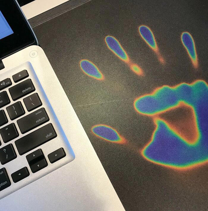 50 Genius Designs Students Have Spotted At Schools And Universities