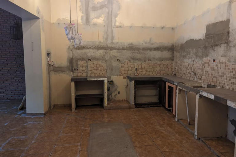 This Dreary Kitchen's Fresh Transformation Features "No Brown!"