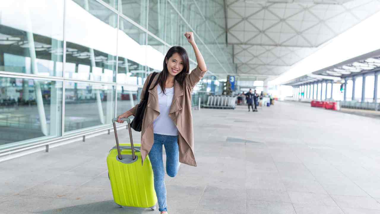 12 Travel Etiquette Tips You Need to Know