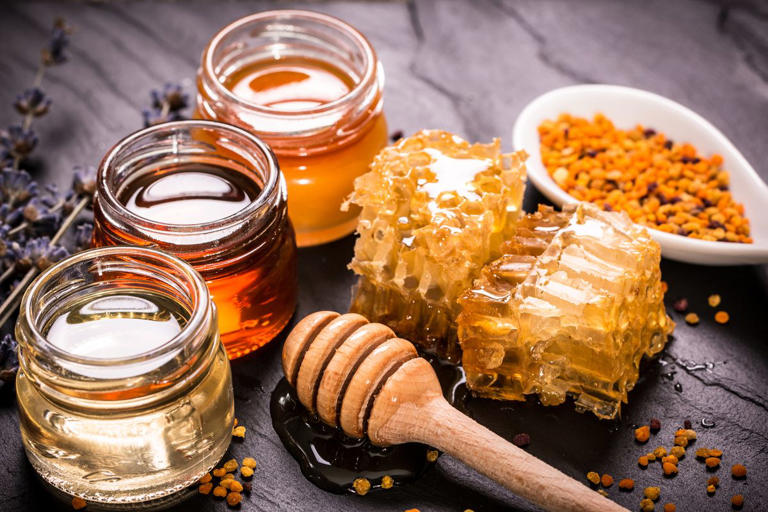 Everything You Should Know About Mānuka Honey and How to Choose the ...