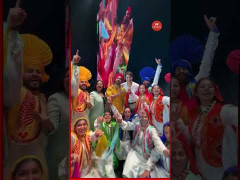 Trudeau Wishes Diljit Before His Performance