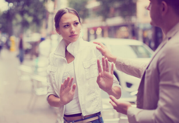 Men who don’t know how to treat women often display these 18 behaviours