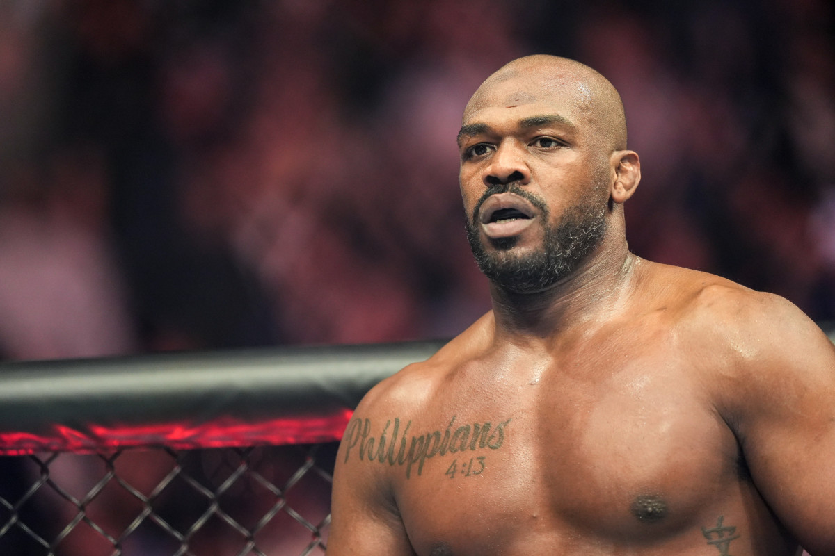 Breaking: Jon Jones Announces Retirement