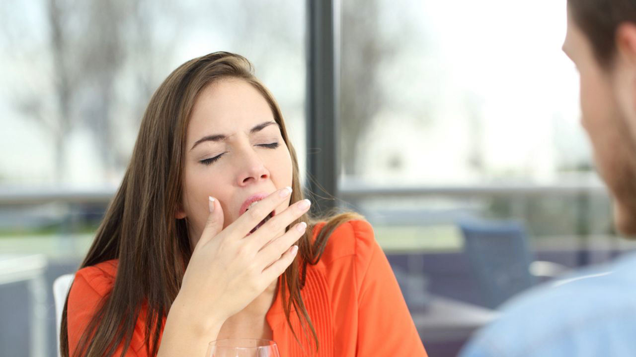 16 Etiquette Blunders in Public You Need to Avoid 16 Etiquette Blunders in Public You Need to Avoid
