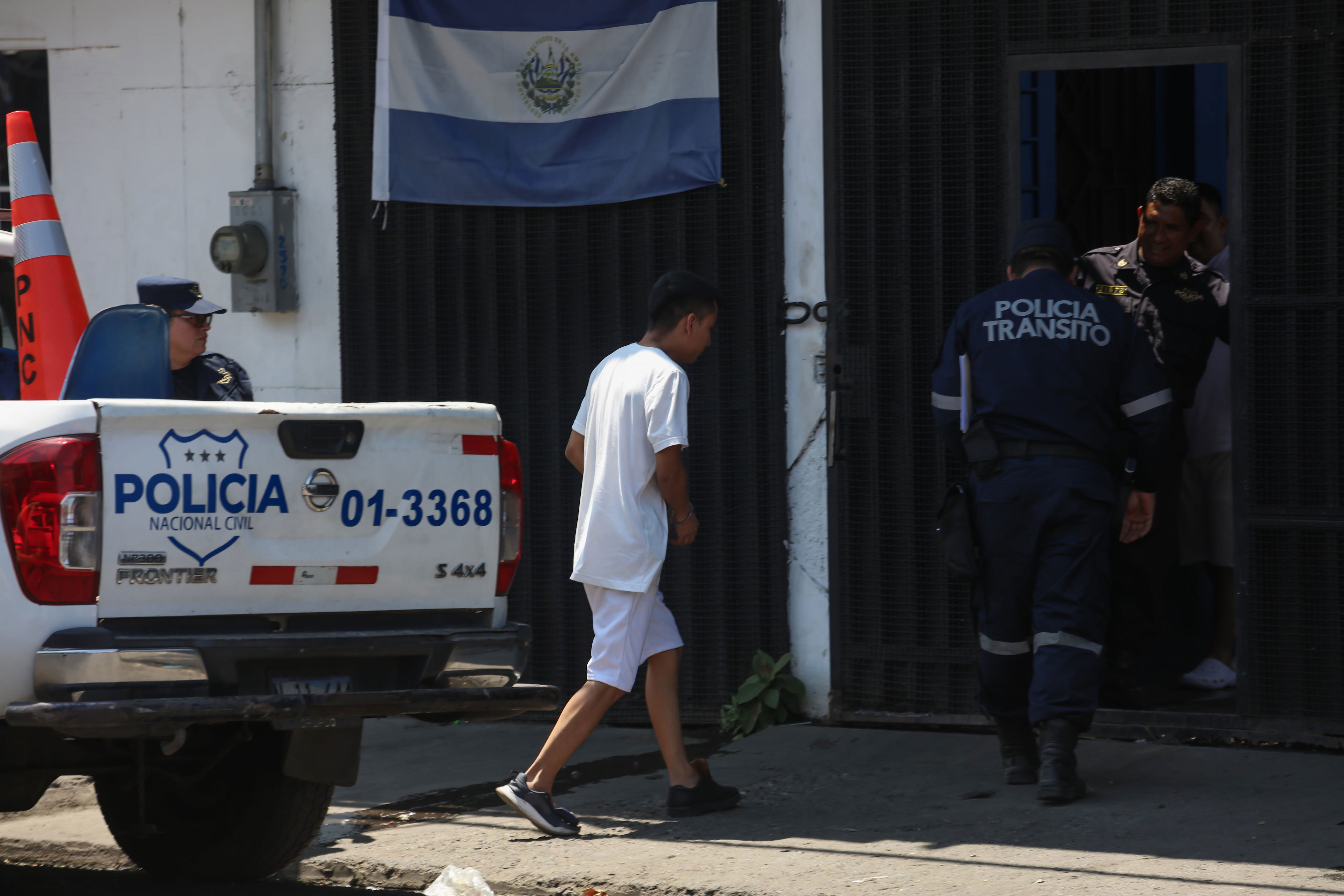 Más de 3.000 menores detenidos y sometidos a violaciones de derechos ... Más de 3.000 menores detenidos y sometidos a violaciones de derechos ...
