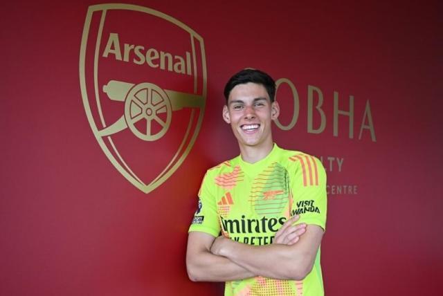 Plan de Arsenal con Alexei Rojas: seguiría pasos del ‘Dibu’ Martínez