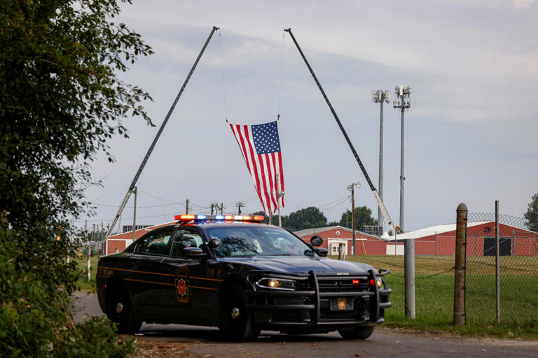FBI debunks claim that Trump shooter had overseas bank accounts | Fact ... FBI debunks claim that Trump shooter had overseas bank accounts | Fact ...