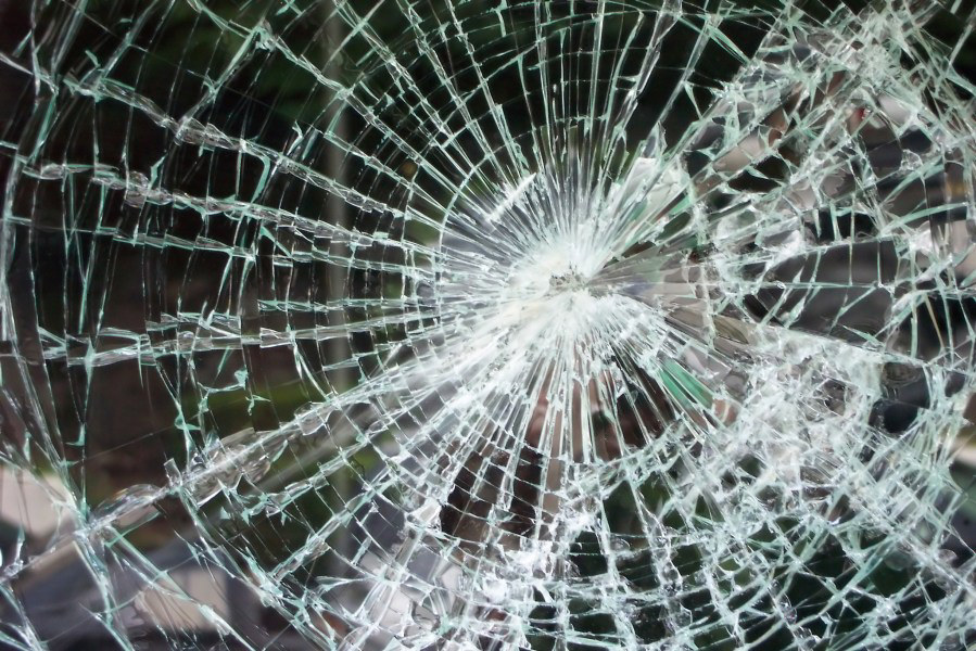 Man killed, woman critically hurt in Montgomery County collision Man killed, woman critically hurt in Montgomery County collision
