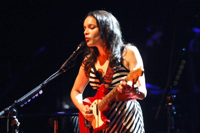 Norah Jones: 10 Amazing Facts About The Singer